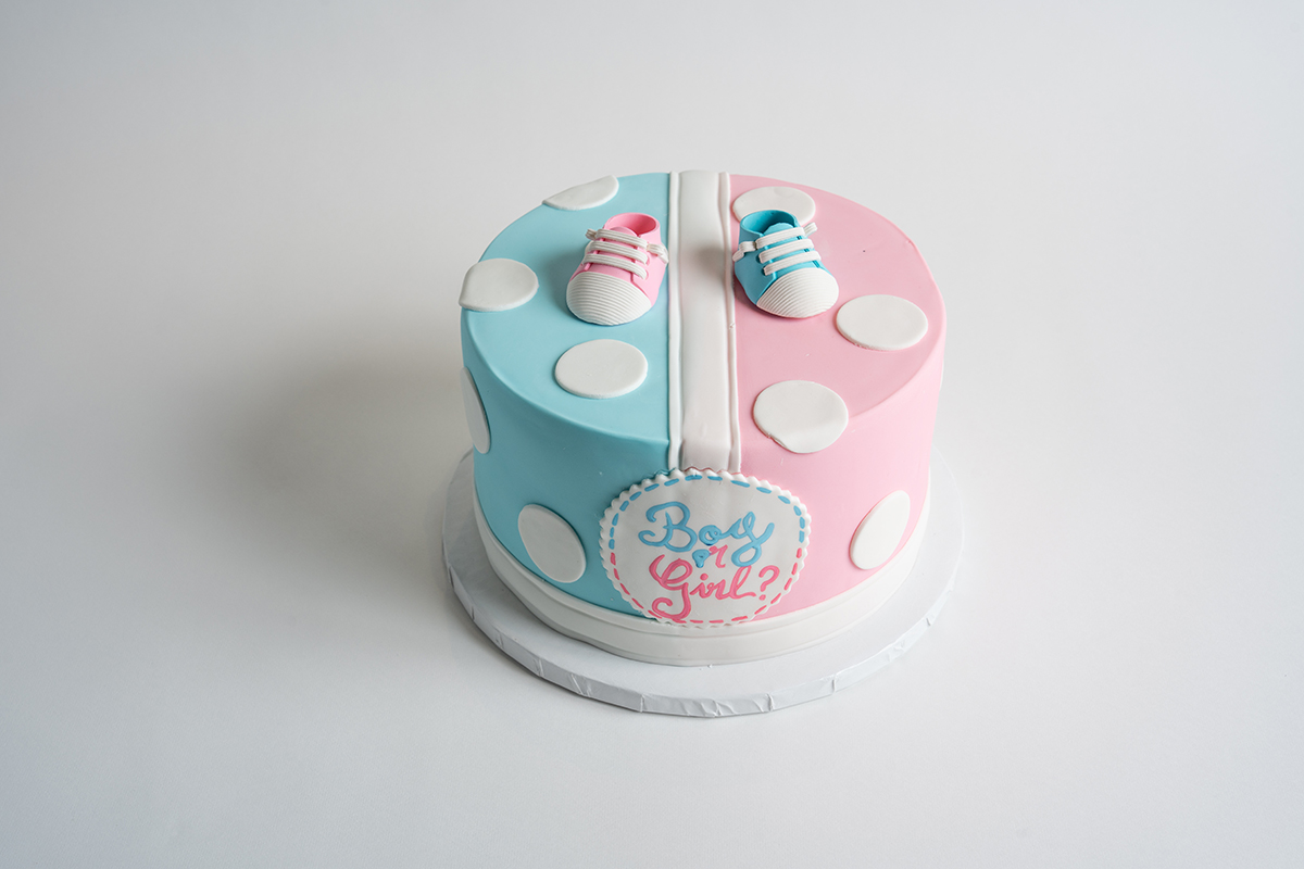 Boy or Girl Gender Reveal Cake – Pink & Blue Polka Dot Design - Mia's ...